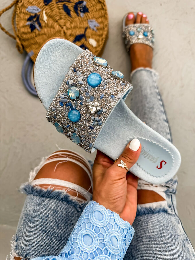 Dámske šľapky zdobené kamienkami BILLIE | Starstyle.cz